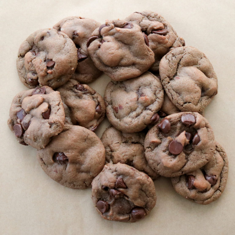 Insanely Chewy Chocolate Chip Cookies (With Date Syrup) - The Batter ...
